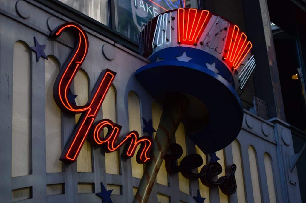 Yankee Dream Meaning - Dream Dictionary